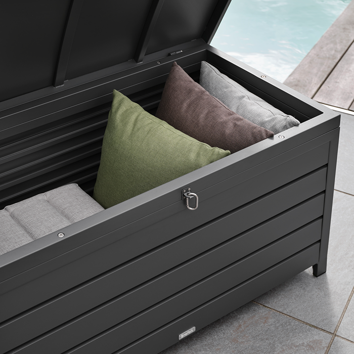 Store smart – cushion boxes for every outdoor space | Brafab